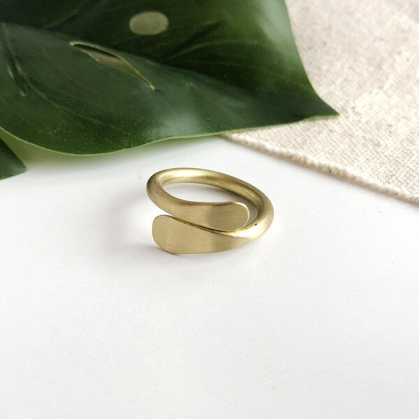 Overlap Ring - Gold | WorldFinds